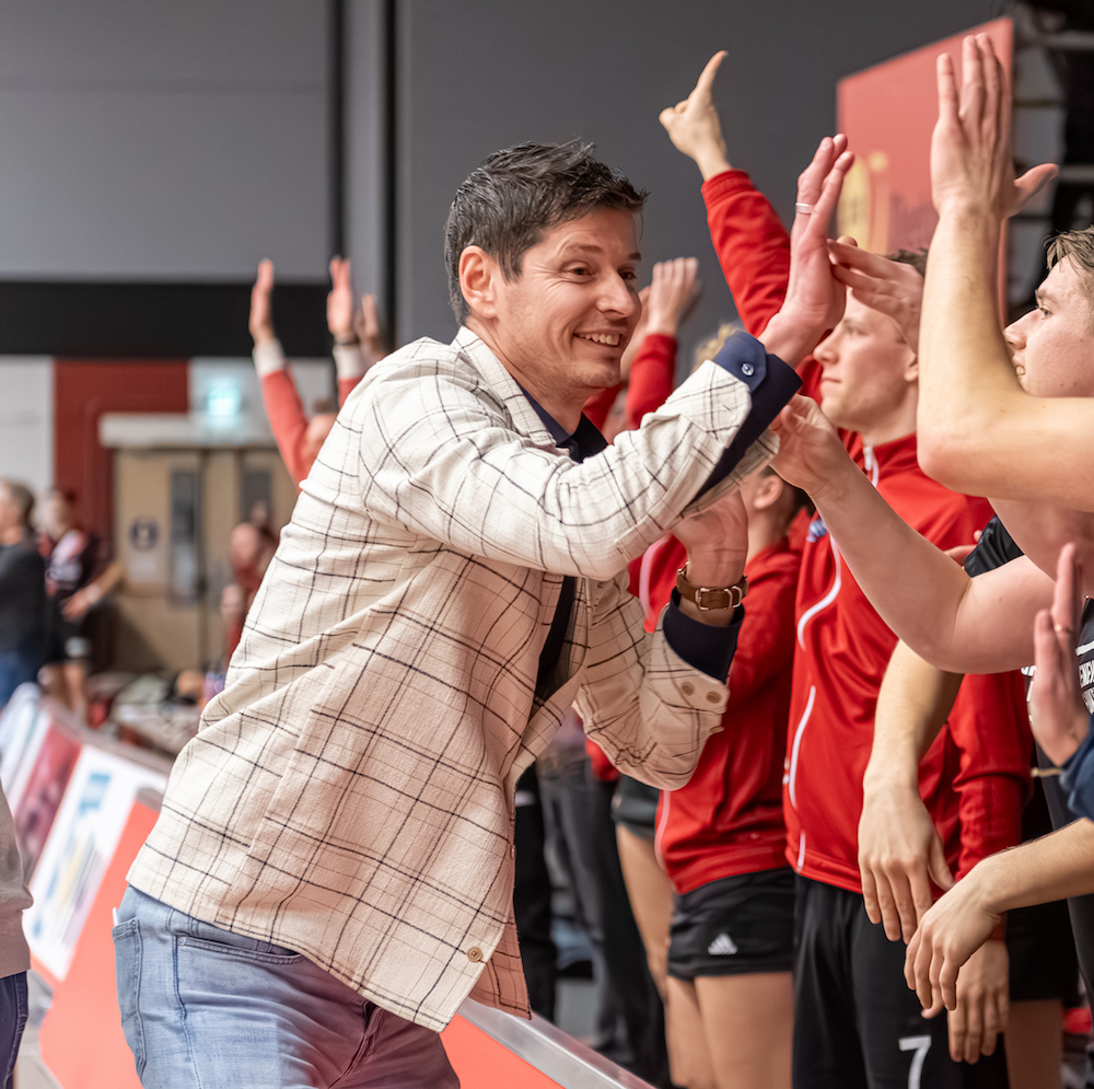 Patrick den Hertog ook volgend seizoen hoofdtrainer KVS/Groeneveld ...